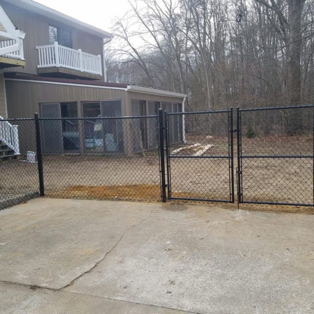 Gallery - RRFENCE-LLC - Profesional Fence Installer